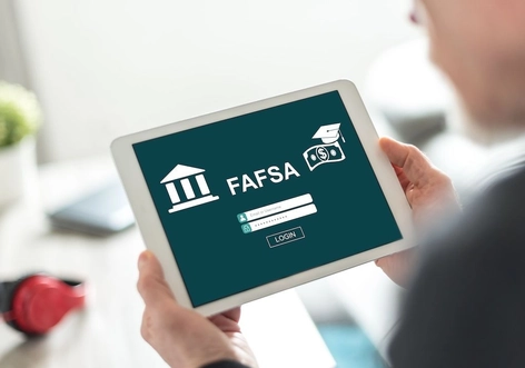 FAFSA Income Limits and Eligibility [2025]