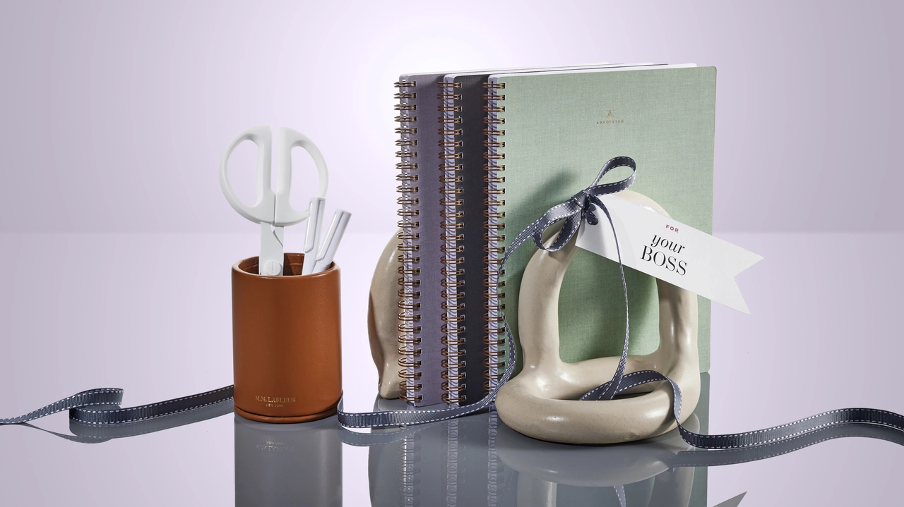 30 Best Gifts for Your Boss for Any Occasion - Buy Side from WSJ