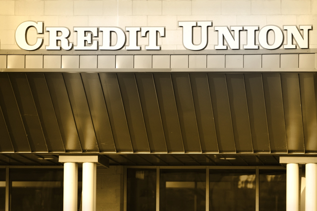 The Best CD Rates Are From Credit Unions Right Now - Buy Side from WSJ