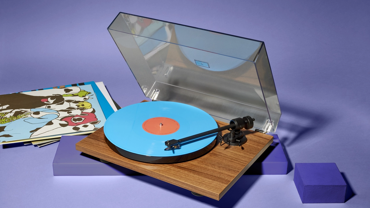The Best Record Players for Listening to Your Favorite Albums - Buy ...